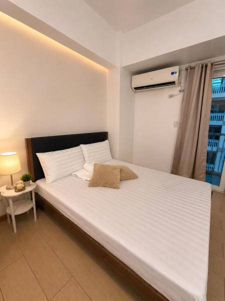 Luxury 1br Apartment Near Bgc & Venice Mall - Parañaque