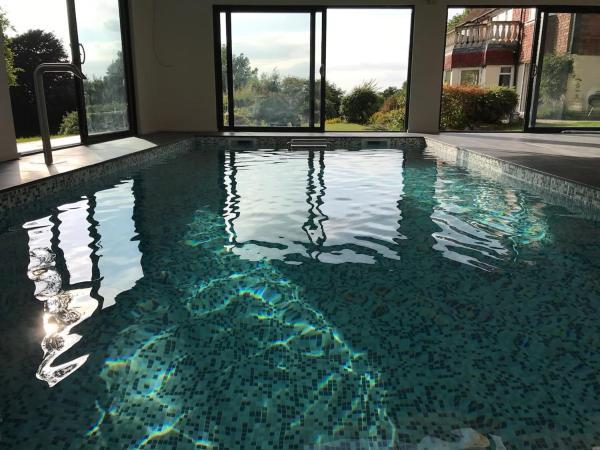 Beautiful Country House With Indoor Pool & Grounds - Royal Tunbridge Wells