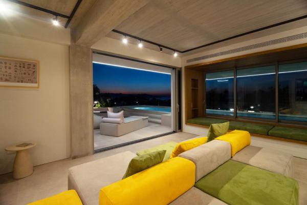 Homey - A Living Space - Chania
