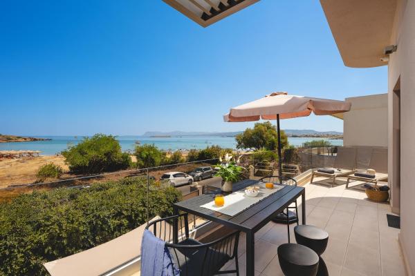 Riviera Seafront Balcony - Ханья