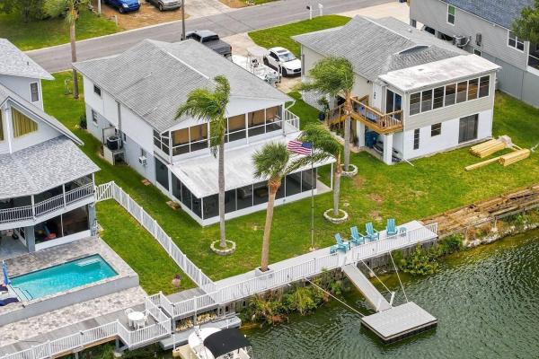 Coastal Waterfront Retreat By Beach Dream Catcher - Hernando Beach, FL