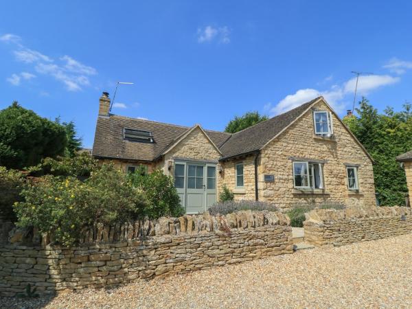 12 Manor Farm Close - Kingham