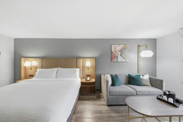 Holiday Inn Atlanta-northlake By Ihg - Decatur, GA