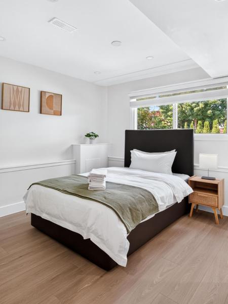 6br 6 Ba Entire Home With Ac Prime Location - Vancouver