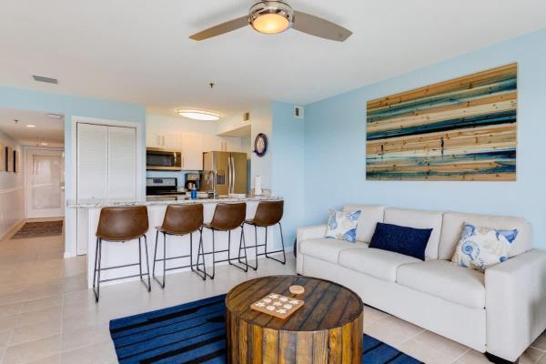 Deja Blue Oceanfront Condo 2 Lanais Pool Beach - Islamorada, FL