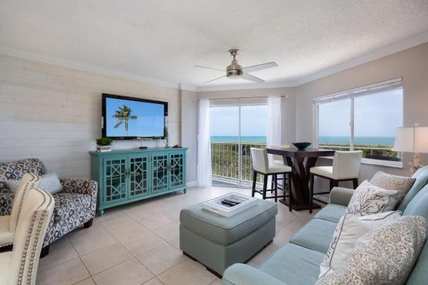 Lux Suite Open Ocean Views With 2 Balconies Pool & Bar - Islamorada, FL