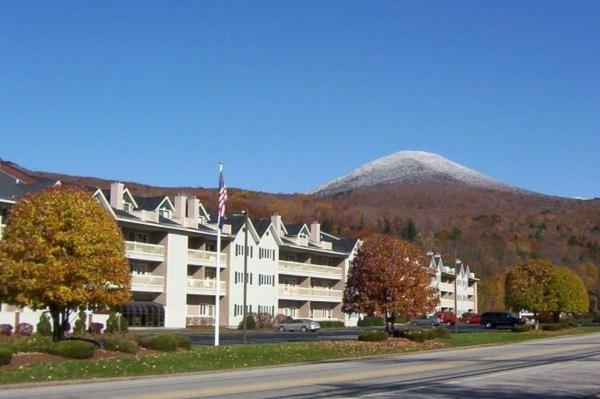 Nordic Inn Condominium Resort - New Hampshire