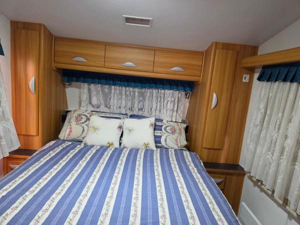 Luxury Caravan At 10 - Melbourne