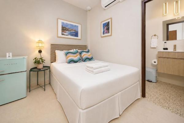 Room 5: Vibrant Walkable Stay W/ Free Parking | Santurce - San Juan