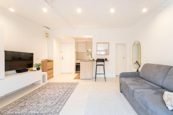 Terrace - Air Conditioning - Views - Venelles