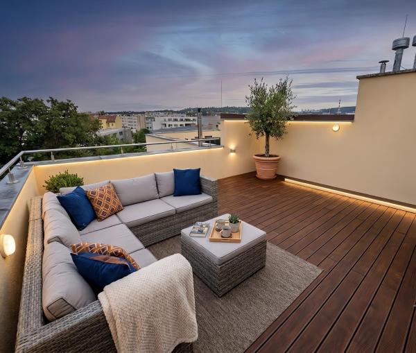 Rooftop Exclusive Lounge - Brno