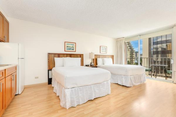 City View Family Fun Condo At Marine Surf Waikiki By The Beach Free Parking - Honolulu, HI