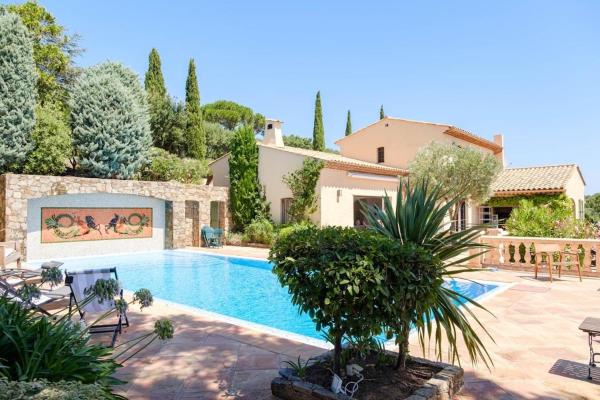 Charming, Elegant, Spacious House In Saint-raphaël - Saint-Raphaël