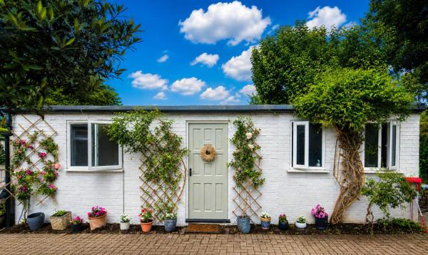 Tiny House In Garden London - London