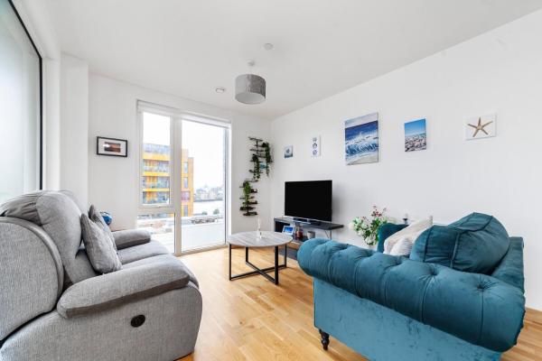 Modern Greenwich Stay W King Bed And Balcony - Woolwich