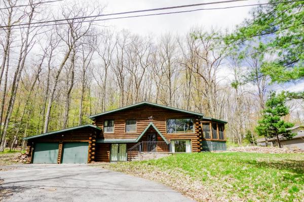 Rib Mountain Cabin - Wausau, WI