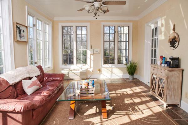 In-law Suite, With Private Entrance, Sunroom, Patio! - High Point, NC