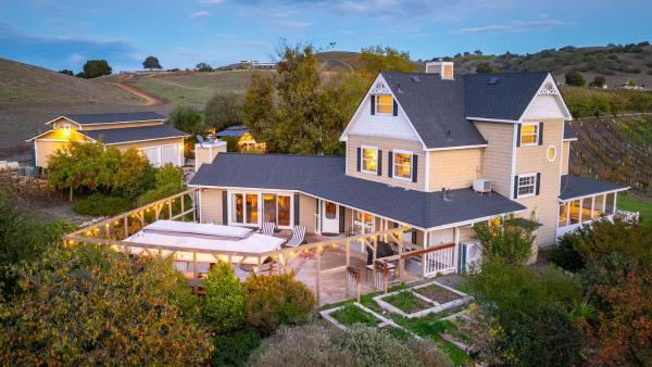 Vineyard Retreat By Avantstay - Atascadero, CA