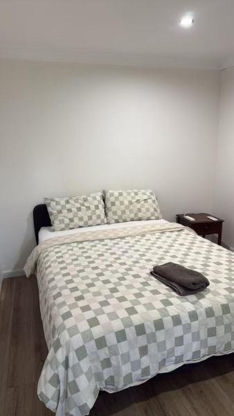 R8 Bright Spacious Room Near Perth Airport With Ac - オーストラリア パース