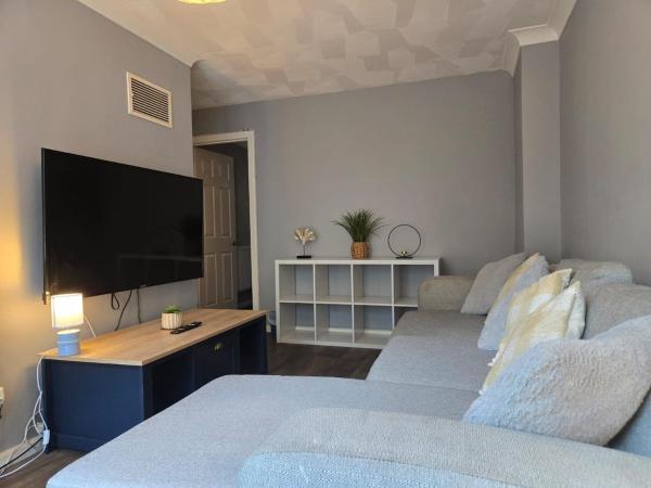 Charming 4 Bed With Free Parking - Wymondham