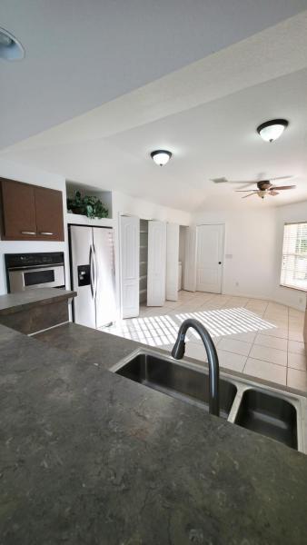 Beautiful Home In Port St Lucie On Treasure Coast - Port St. Lucie, FL
