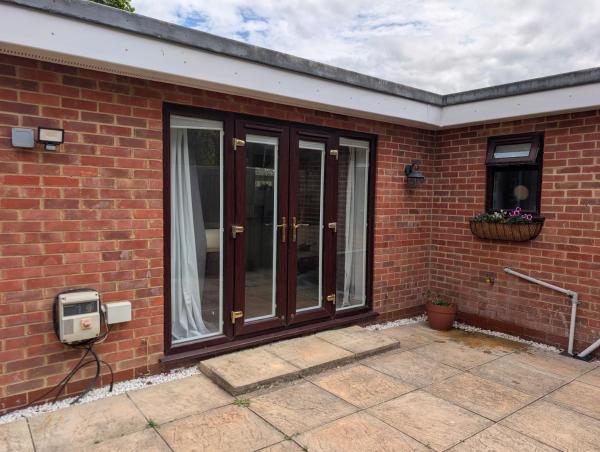 Apartment Sleeps 2 With Garden & Free Parking - Didcot