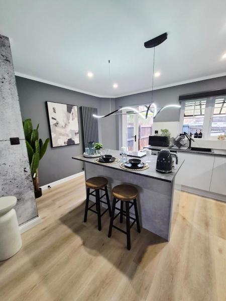Close To Edinburgh - Free Parking - 린리스고