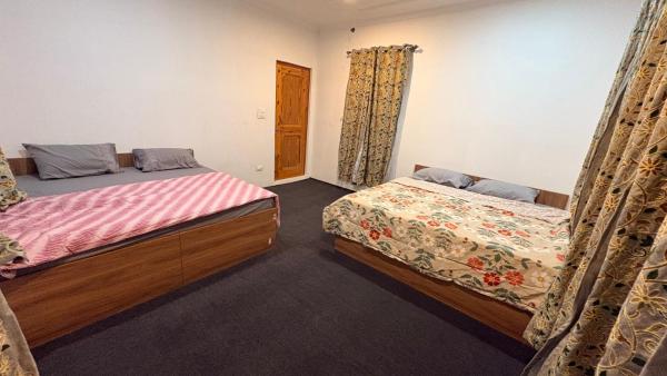 Railvista Homestays - Srinagar