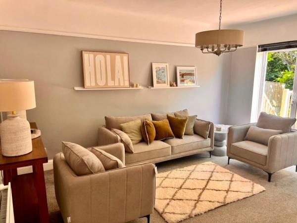 Stylish 3-bed House Near Beach & Town Centre - Bexhill-on-Sea