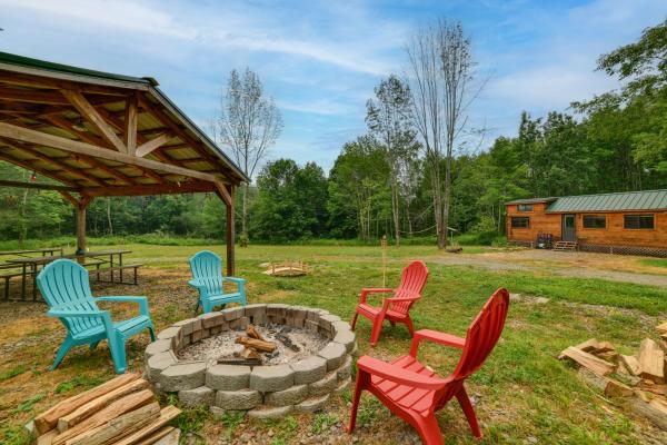 Private Catskills Campsite! Tiny Cabin + Airstream - State of New York