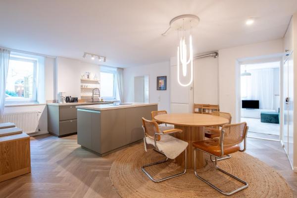 Modernes Design-apartment Mit Großer Küche In Augsburger Altstadt Kapuzinergasse - Augsburg