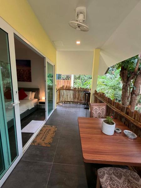 Jungle Breeze Bungalow, Fast Wifi, Quiet Retreat - Ko Chang
