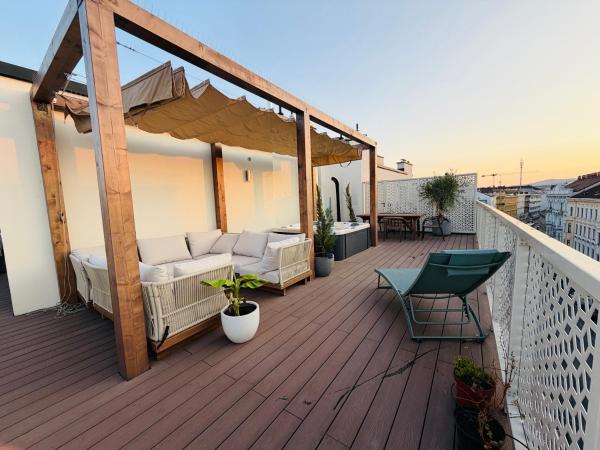 Rooftop Hideaway Mit Whirlpool & Panorama - Bécs