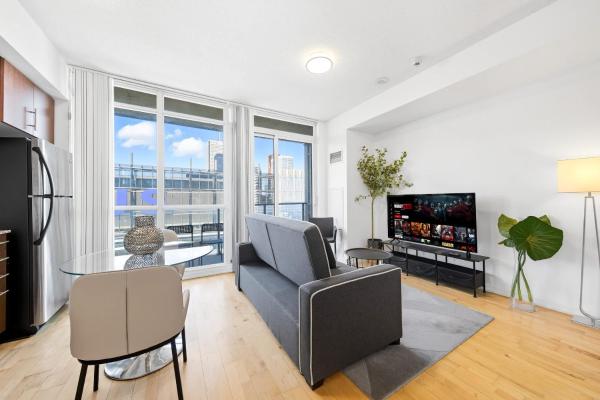 Downtown Toronto 1br Condo Stunning City Views - Toronto