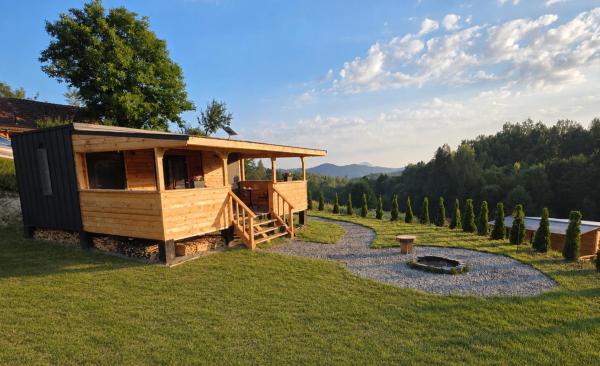 Carpathian Outlook Near Bran Castle - Adults Only - Peștera