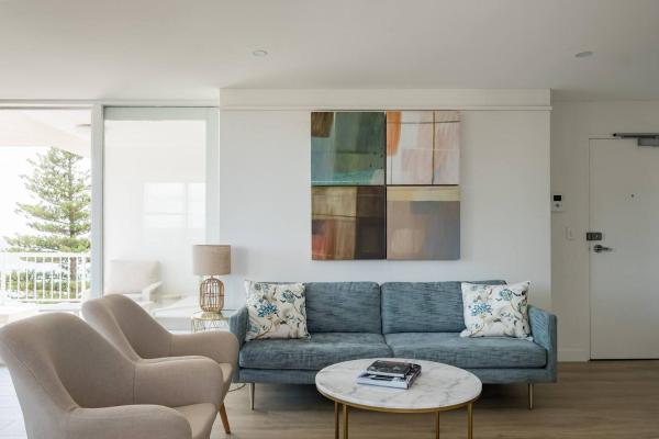 Stunning Beachfront Penthouse-beach District Views - Mosman
