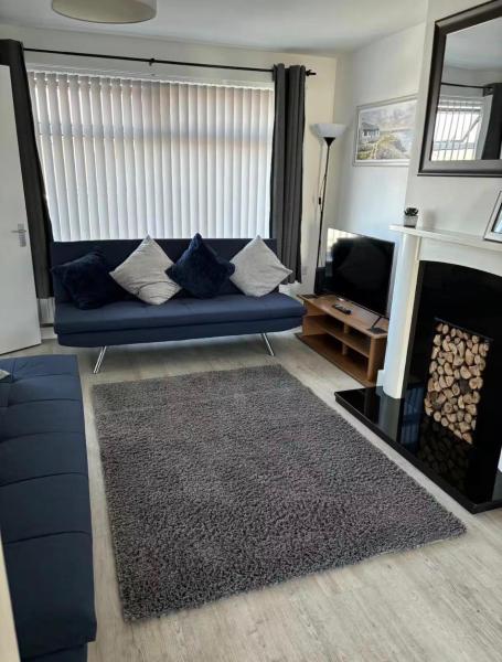 Stylish 3 Bedroom House - Bristol