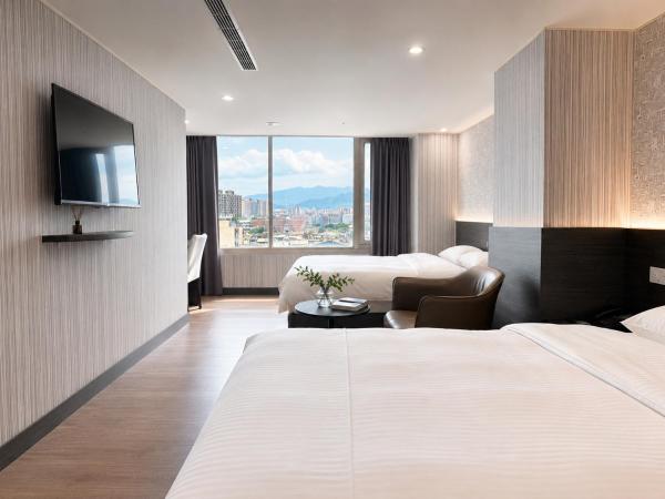 Elence Hotel - North District