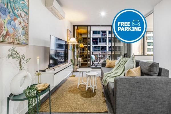 Upper West Side Spencer Heights 2br 1car - St Kilda