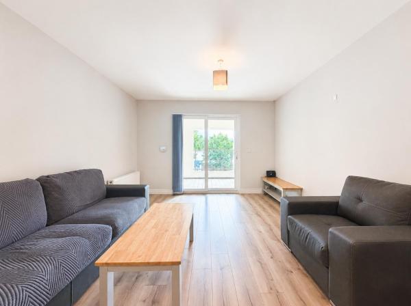 Leixlip Flat Close To Shops And Transport - Maynooth