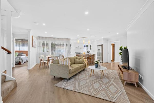Luxury 3br Coastal Retreat Near Beaches And Lake - The Entrance