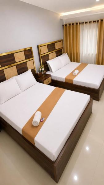 Veloura Triple Bed Room - Karachi