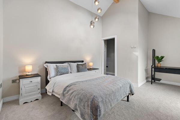 Own Room & En-suite In Wakefield In Stunning House - Wakefield