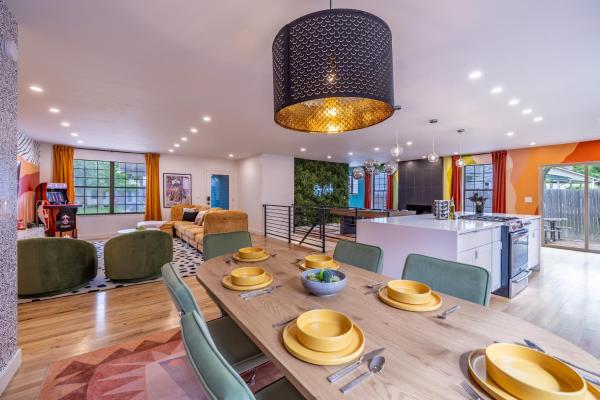 Movie Theater And Mini Golf With 2 King Beds - Westminster, CO