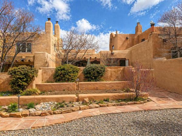 Las Brisas De Santa Fe - Santa Fe, NM