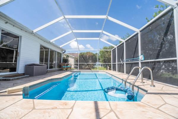 Private Pool 2 Seater Golf Cart Life Stlye Id's - The Villages, FL