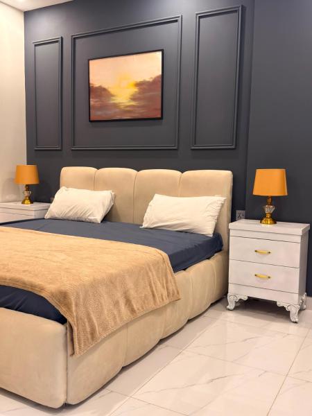 Luxury 1 Bed Appartments Private And Secure - Lahore