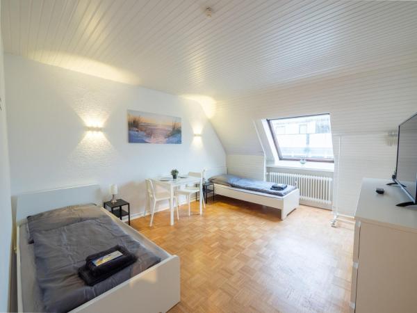 Monteurwohnung Für 6 Personen Mit Wlan, Küche & Tv - Ahrensburg, Nähe Hamburg - Agge3501 - Bargteheide