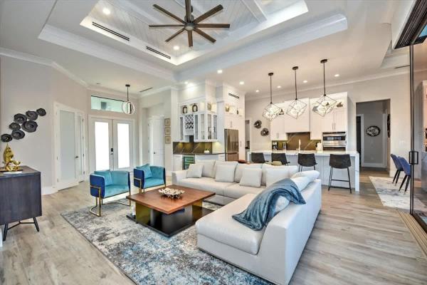 Luxury Canal Home W - Heated Pool & Spa - Marco Island, FL