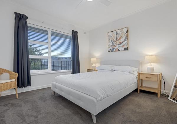 Stunning! 3br Quiet Unit - Tea Tree Gully